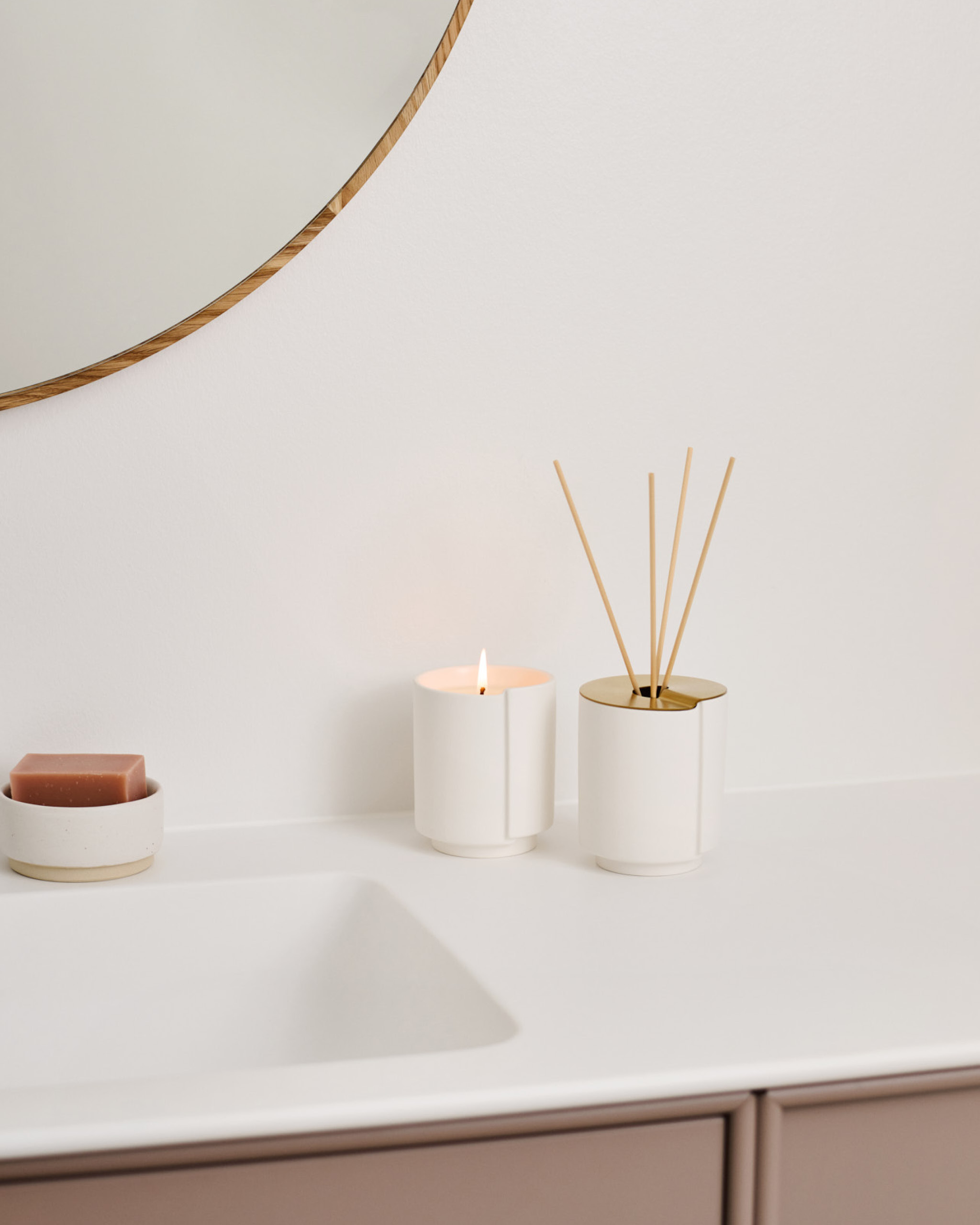 Duftlys & duftpinde | Køb eksklusive lys med duft – ester & erik